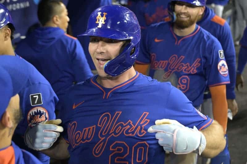 New York Mets First Baseman Pete Alonso With Tremendous Game - Total ...